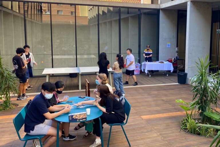 Courtyard Catchup and Games @ the L5 Building – UNSW College Current ...